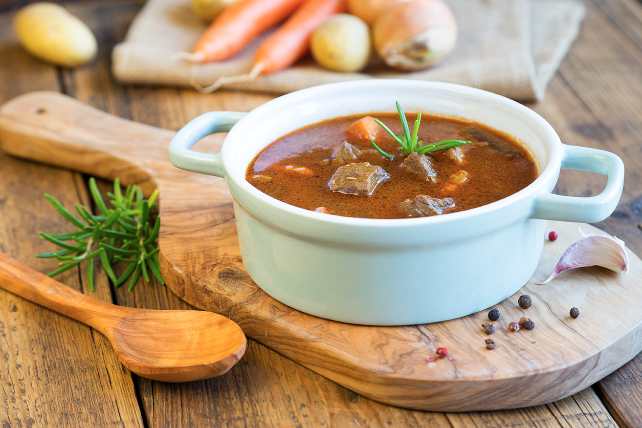 Cikánský guláš - Nejjednodušší příprava guláše | Receptář